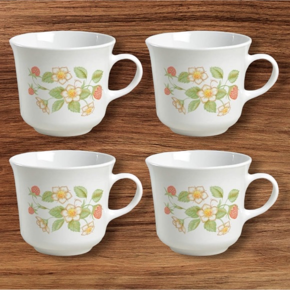 Corelle | Dining | Corelle Strawberry Sundae Tea Cups By Corning Set Of ...